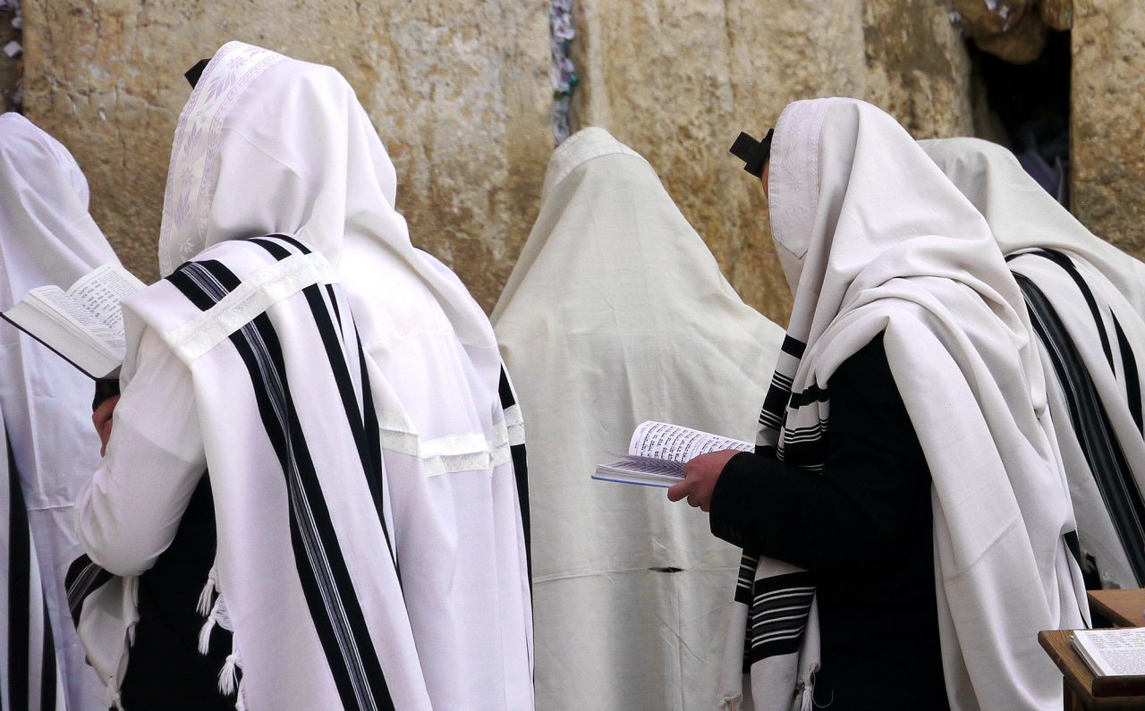 Le talith • Bible, Histoire & Archéologie